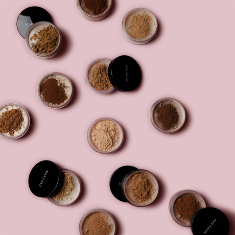 Silky Setting Powder | Light-to-Medium Ivory | Mary Kay